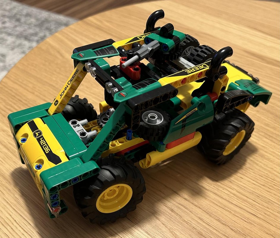 LEGO MOC Lego Technic Military Truck by legoaudi | Rebrickable - Build ...