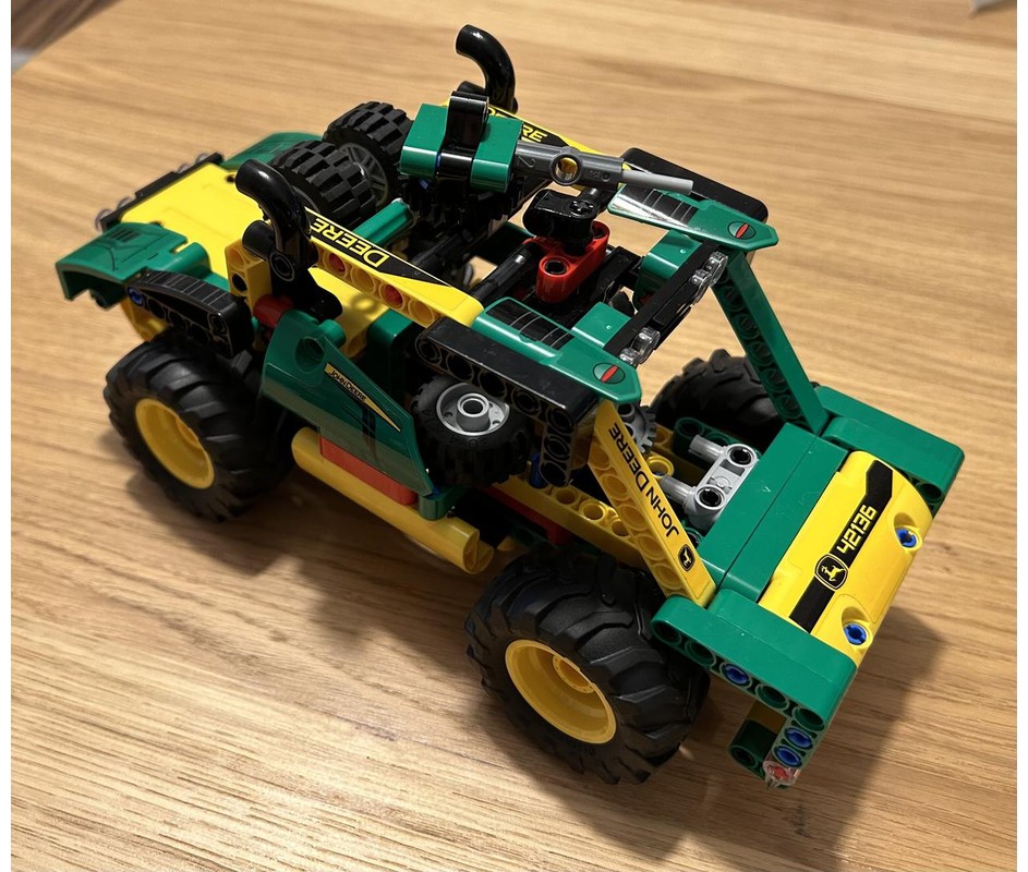 LEGO MOC Lego Technic Military Truck by legoaudi | Rebrickable - Build ...