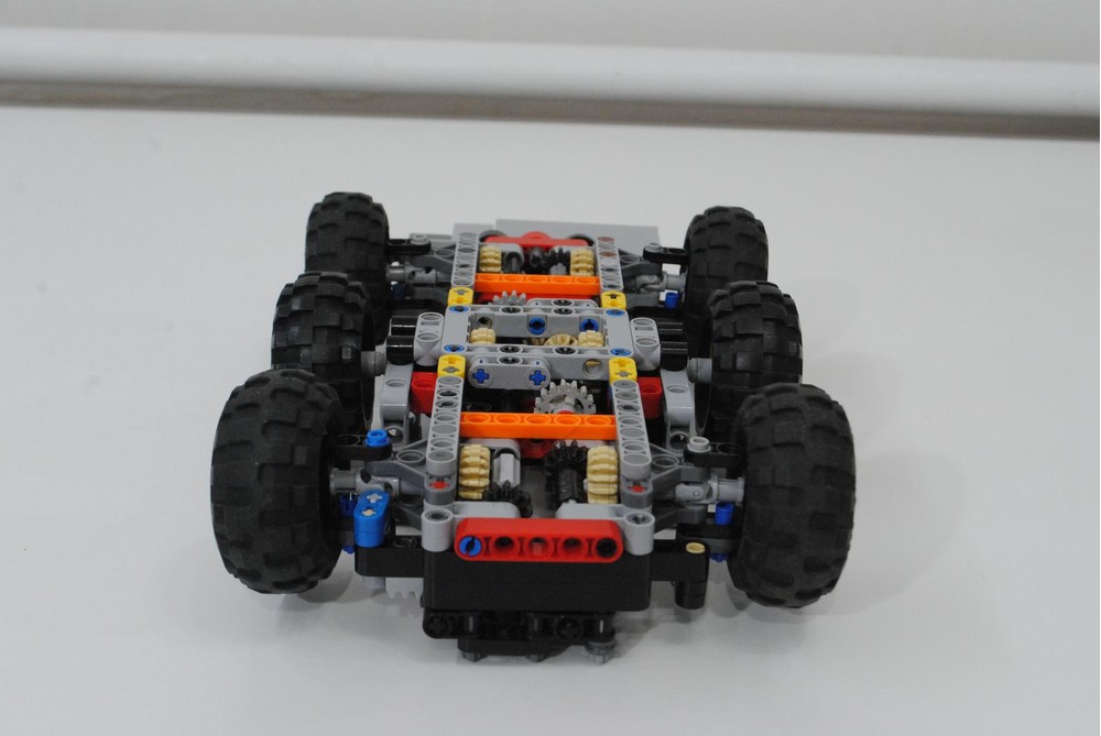 Lego Moc Low Profile Offroad 6x6 Chassis By Aas Rebrickable Build