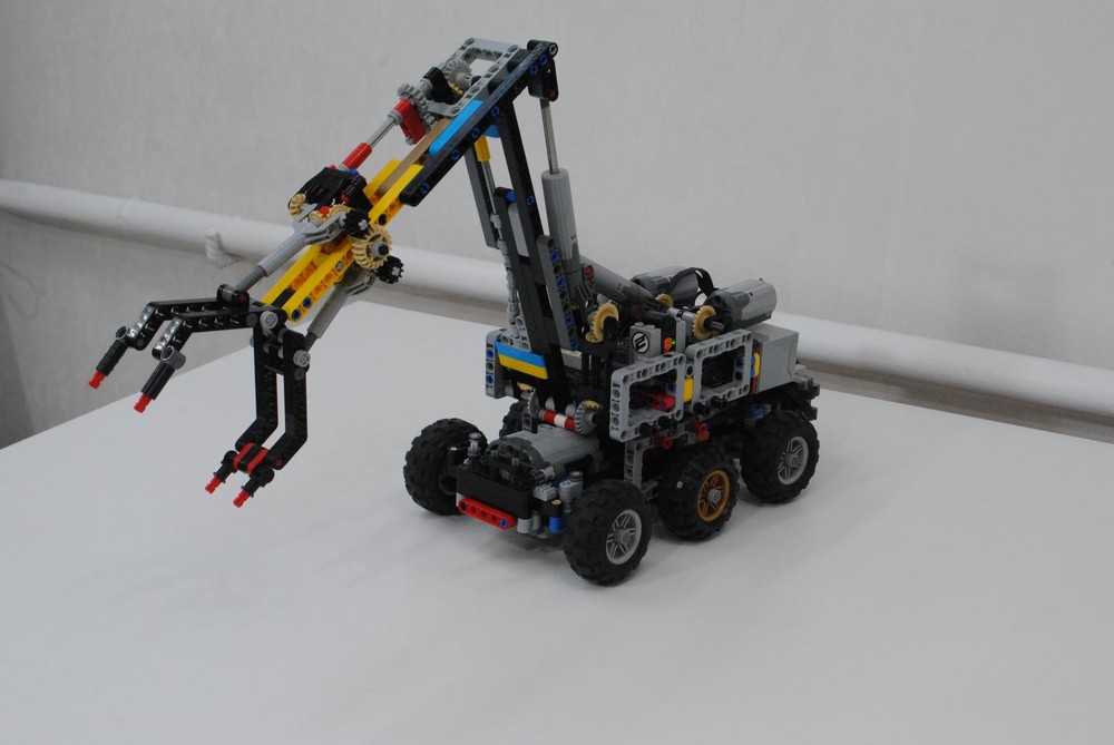 LEGO MOC Mechanical Automotive Arm (manipulator) by aas | Rebrickable ...