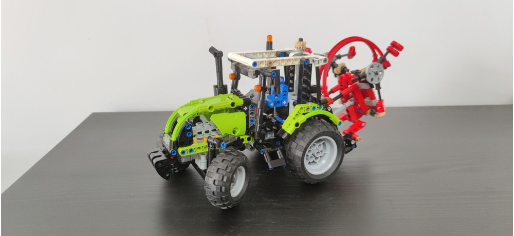 LEGO MOC Shrinked 8284 Tractor by falconluan | Rebrickable - Build with LEGO