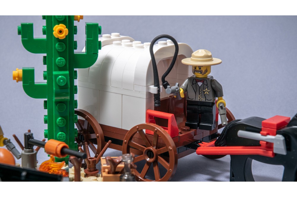LEGO MOC Mexican Standoff by Gregor.the.Peasant | Rebrickable - Build ...