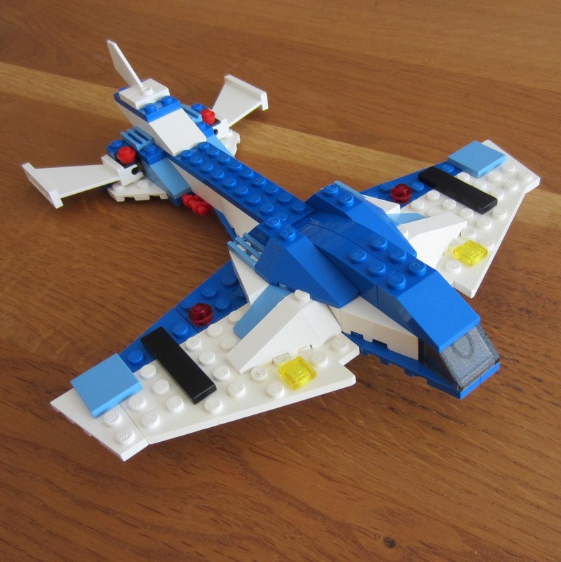 LEGO MOC 4098 Sky hawk by drosse | Rebrickable - Build with LEGO