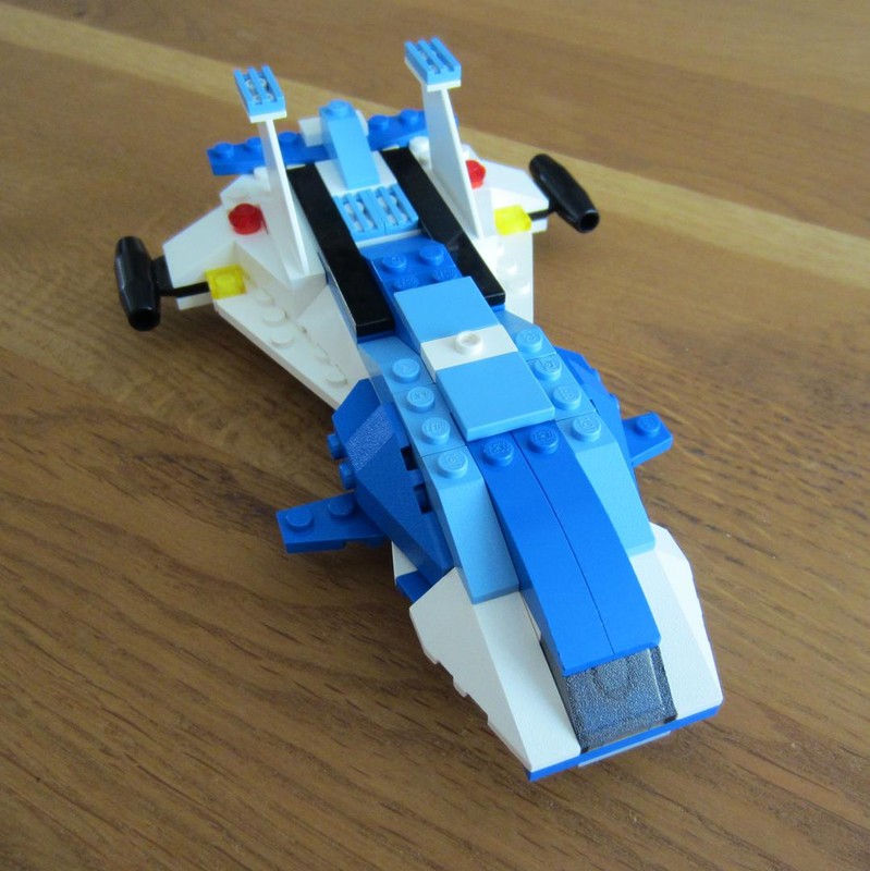 LEGO MOC 4098 Star cicada by drosse | Rebrickable - Build with LEGO