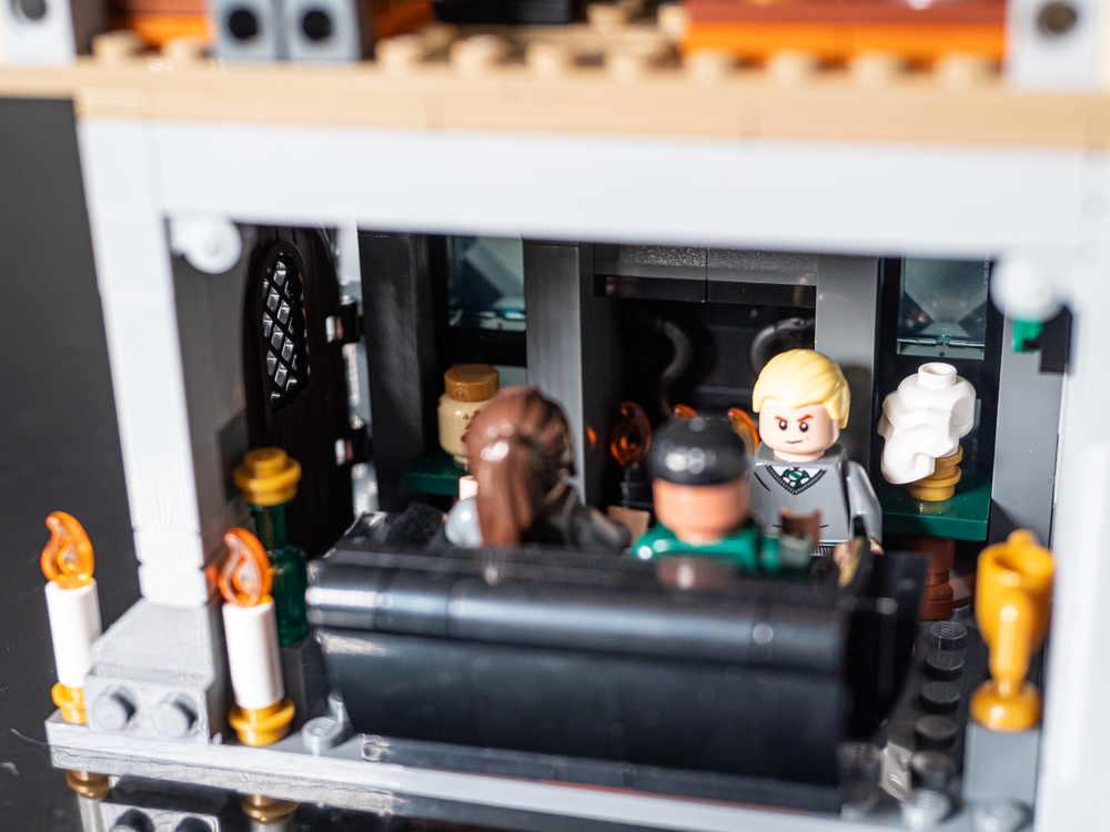 Lego Moc Hp Modular Green Common Room By Gobsmack Rebrickable