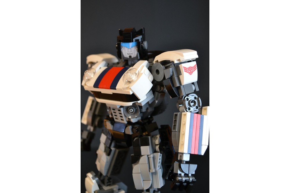 Lego Moc Jazz Transformers By Blazemocs Rebrickable Build With Lego