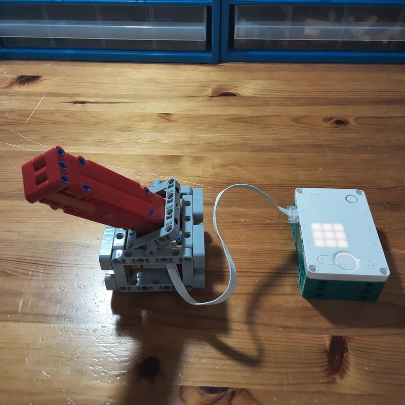 LEGO MOC Single sensor joystick by OrigamiFrog | Rebrickable - Build ...