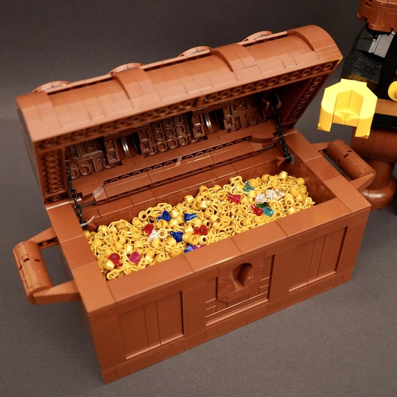 LEGO MOC A Treasure Chest Tribute by Bricktum | Rebrickable - Build ...