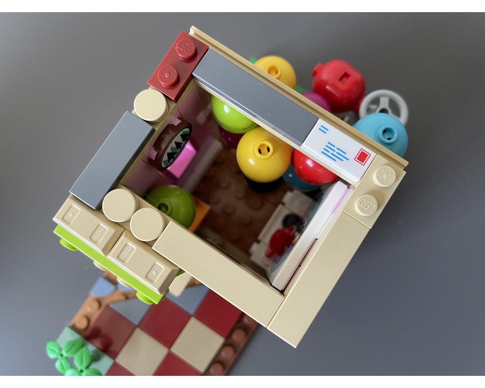 LEGO MOC Balloon Store Modular Alternate build of 43217 Up House by re ...