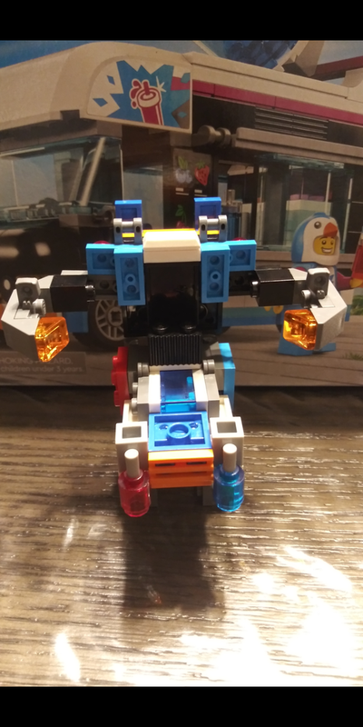 LEGO MOC Slushie Mech by Adrielbuildslegos | Rebrickable - Build with LEGO