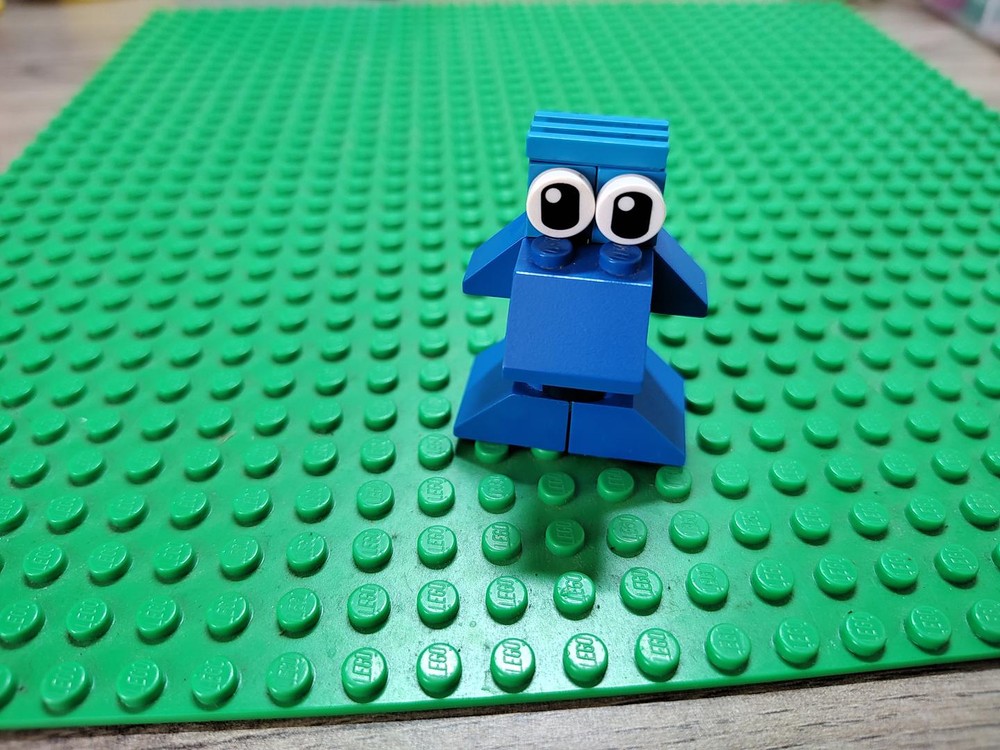 LEGO MOC Tux by builderboy2468 | Rebrickable - Build with LEGO