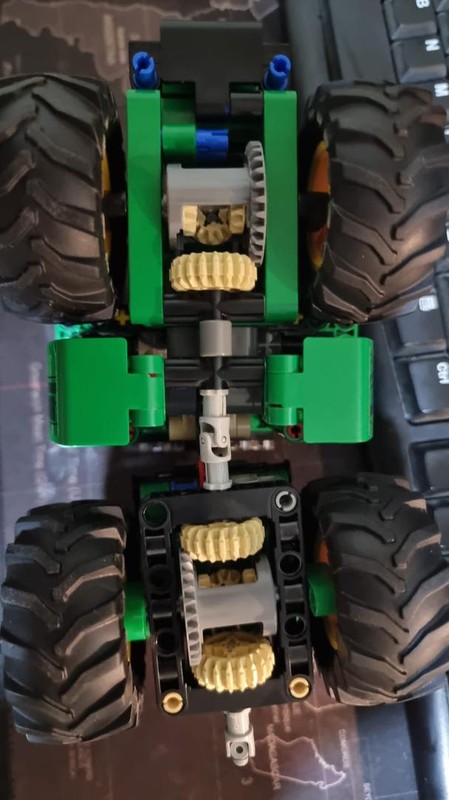 LEGO MOC 4WD john Deree 42136 by dMariano | Rebrickable - Build with LEGO