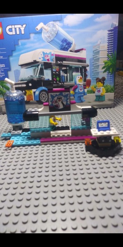 LEGO MOC Slushie Base by Adrielbuildslegos | Rebrickable - Build with LEGO