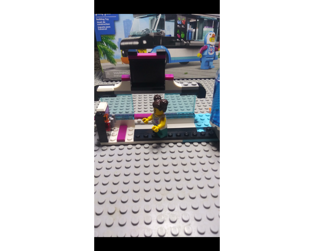 LEGO MOC Slushie Base by Adrielbuildslegos | Rebrickable - Build with LEGO