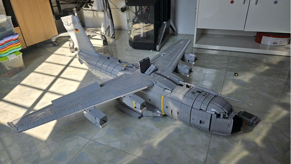 LEGO MOC Airbus A400M Atlas ( With Power Functions ) by Pathaquinous ...