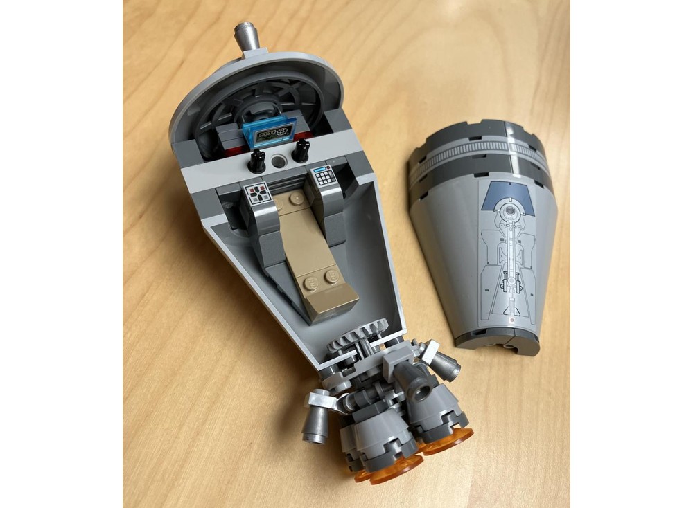 Lego Moc 9490 Droid Escape Modification By Gs16 Rebrickable Build