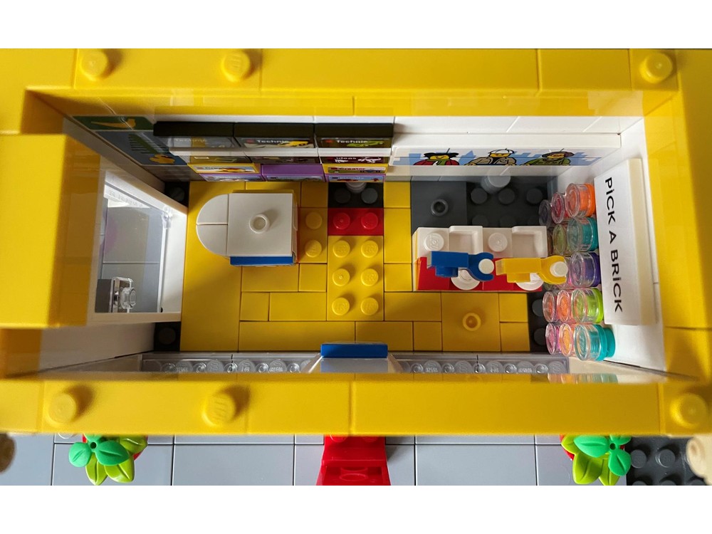 Lego Moc Lego Store Corner Modular Alternate Build Of 40574 By Re