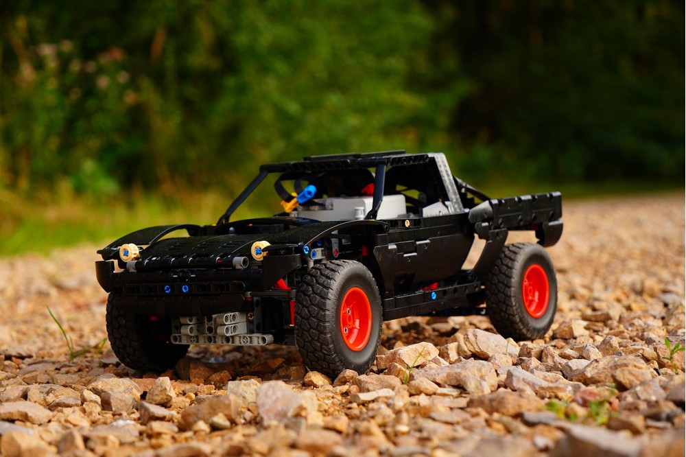 LEGO MOC 42160 Trophy Truck by DamianPLE Technic Garage | Rebrickable ...