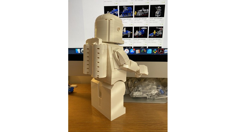 Lego Moc Classic Space Lego Upscale Spaceman Astronaut Minifigure