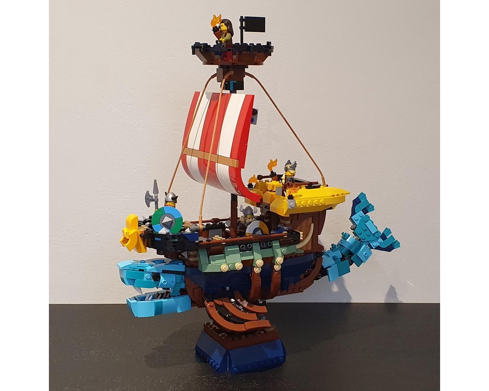 LEGO MOC Viking Shark Ship by Gr33tje13 | Rebrickable - Build with LEGO