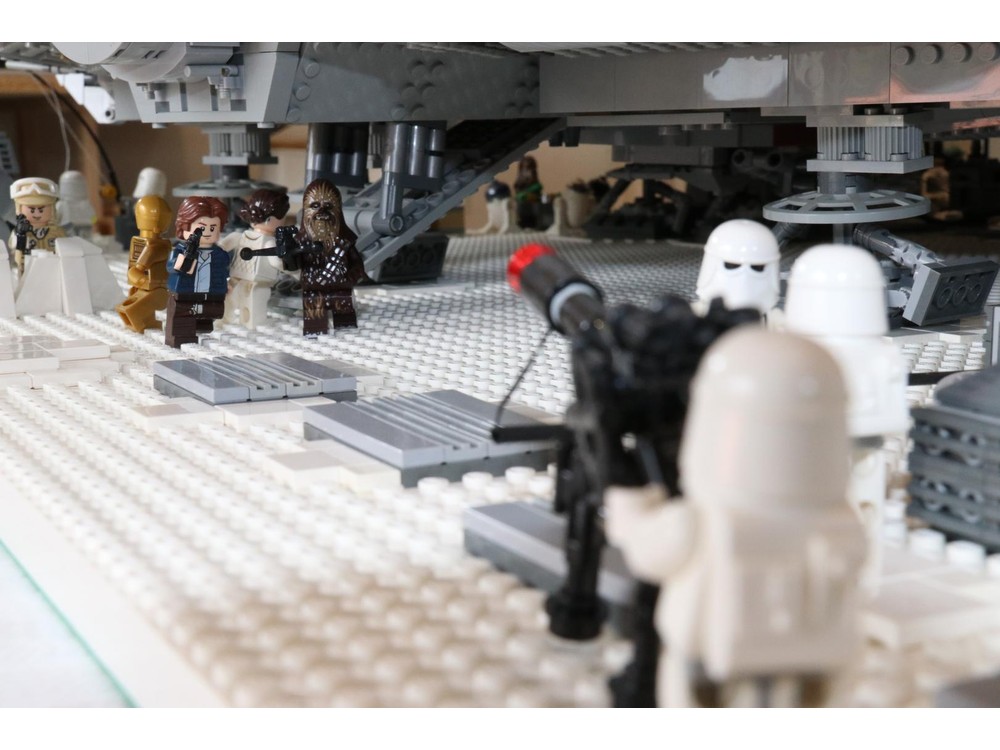 Lego Moc Ucs Hoth Hangar By Tavernellos Rebrickable Build With Lego