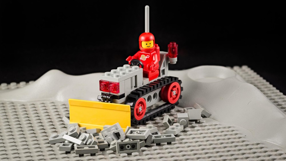 LEGO MOC-157264 Classic Space Bulldozer by PeterRT | Rebrickable ...