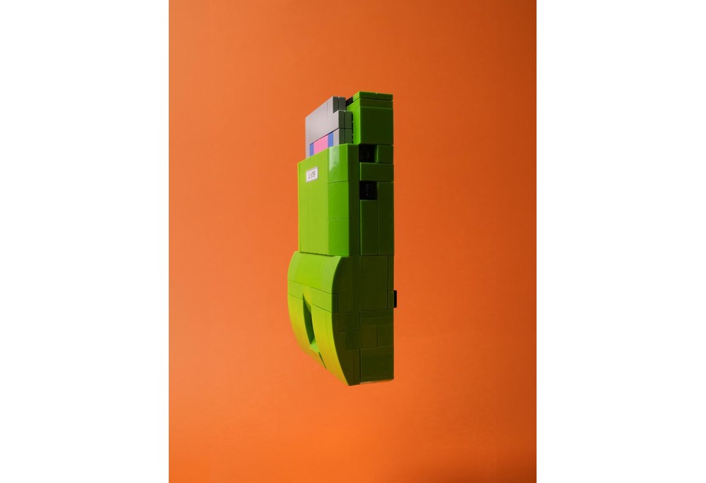 LEGO MOC Ultimate LEGO Game Boy Color (Kiwi) 🥝 by click_lever ...