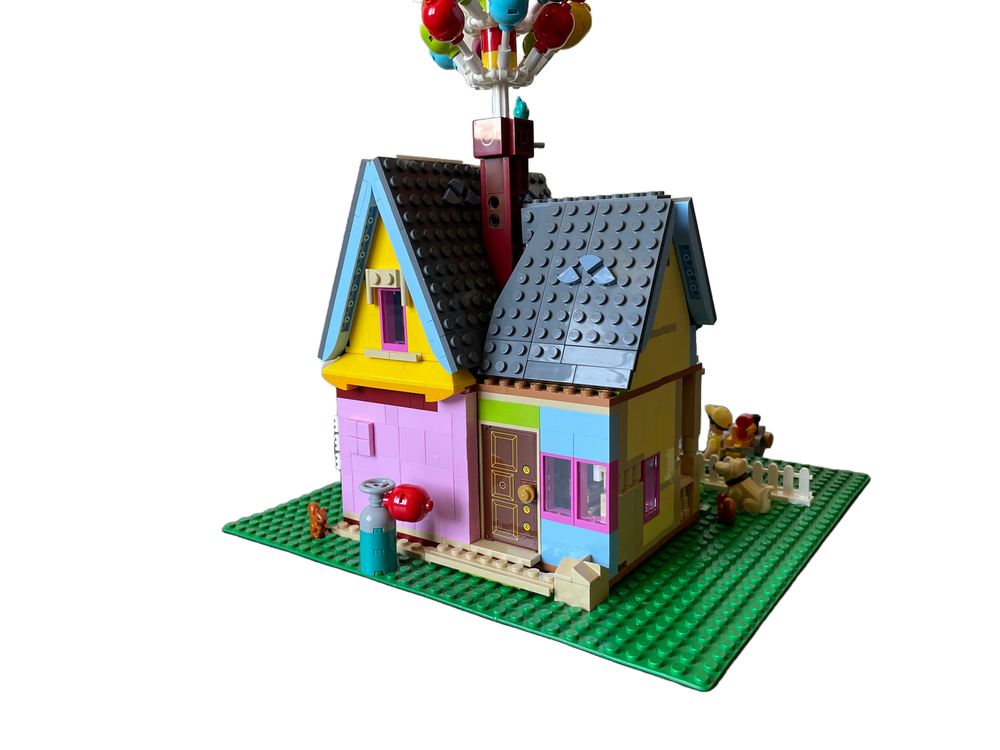 Lego Moc Up House Alternate Build Of 2x 43217 By Re Bricked