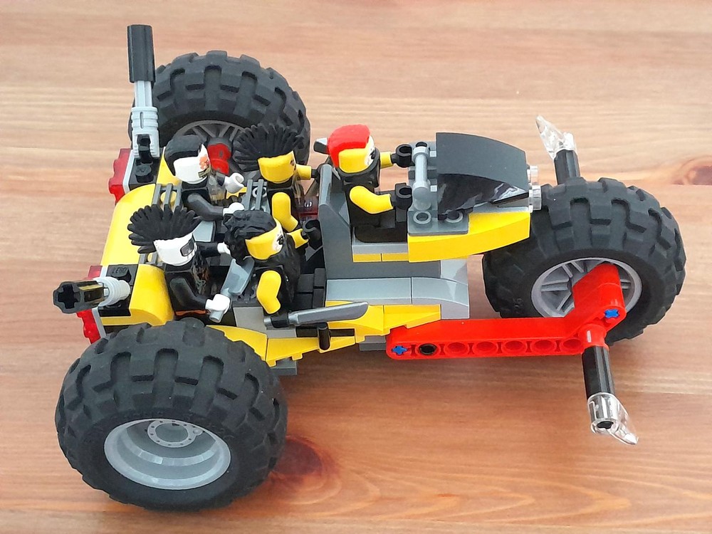 LEGO MOC 31022 Postapo Heavy Trike by R4D3K | Rebrickable - Build with LEGO