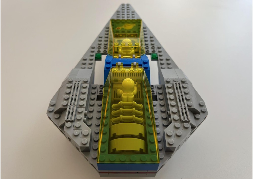 LEGO MOC Warp Cruiser by Trstr | Rebrickable - Build with LEGO