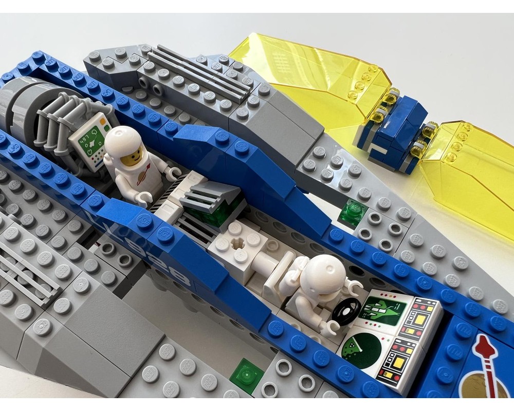 LEGO MOC Warp Cruiser by Trstr | Rebrickable - Build with LEGO