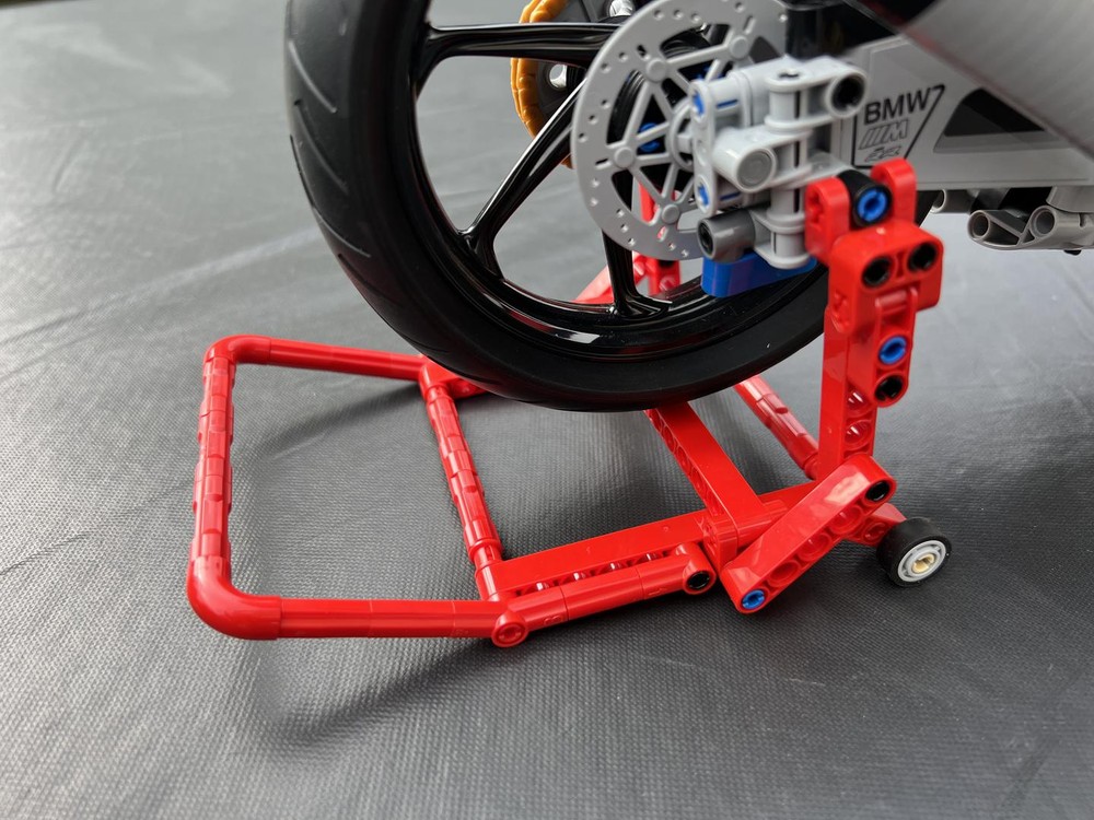 Lego Moc 42130 Paddock Stand By S90sml Rebrickable Build With Lego