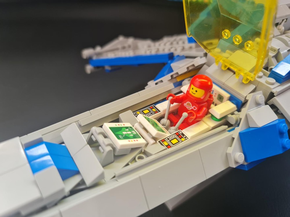 LEGO MOC UCS Lightyear's XL-15 by A_Great_Builder | Rebrickable - Build ...