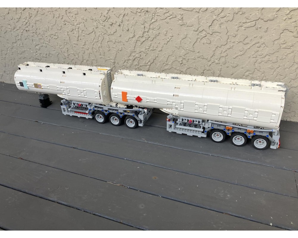 LEGO MOC Btrain Tanker Trailers by Smudge | Rebrickable - Build with LEGO