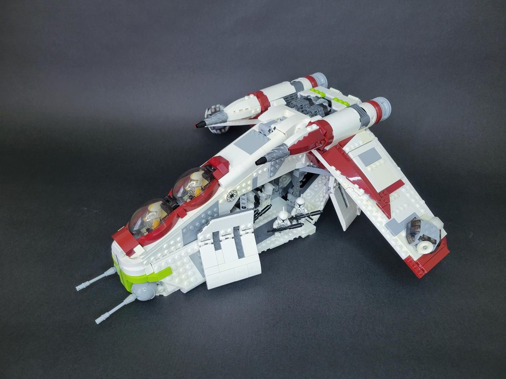 LEGO MOC Republic Gunship (Animated Version) by ForgedInLego ...