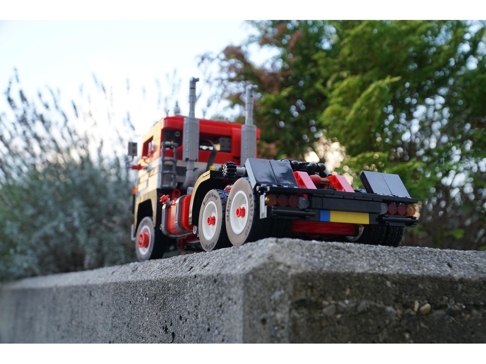 LEGO MOC Scania 141 V8 6x2 by Mani91 | Rebrickable - Build with LEGO