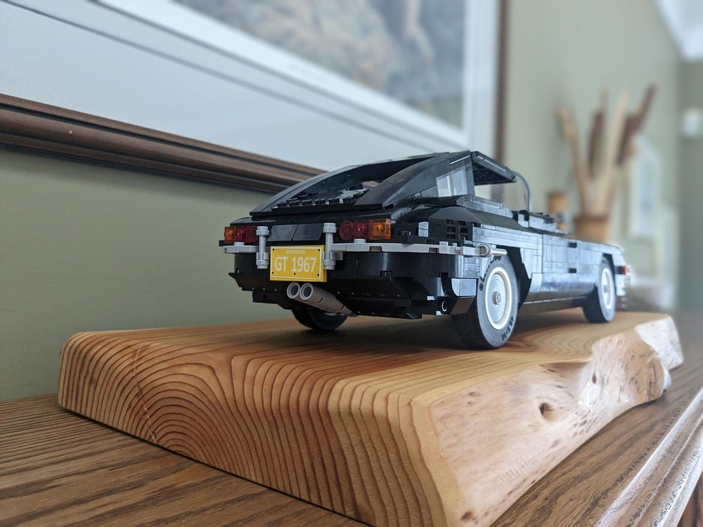 LEGO MOC Jaguar E-Type by Giganbrick | Rebrickable - Build with LEGO