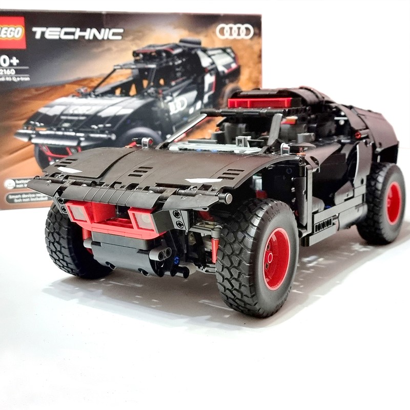 LEGO MOC 42160 - Detailed Front End by Apachaihapachai | Rebrickable ...