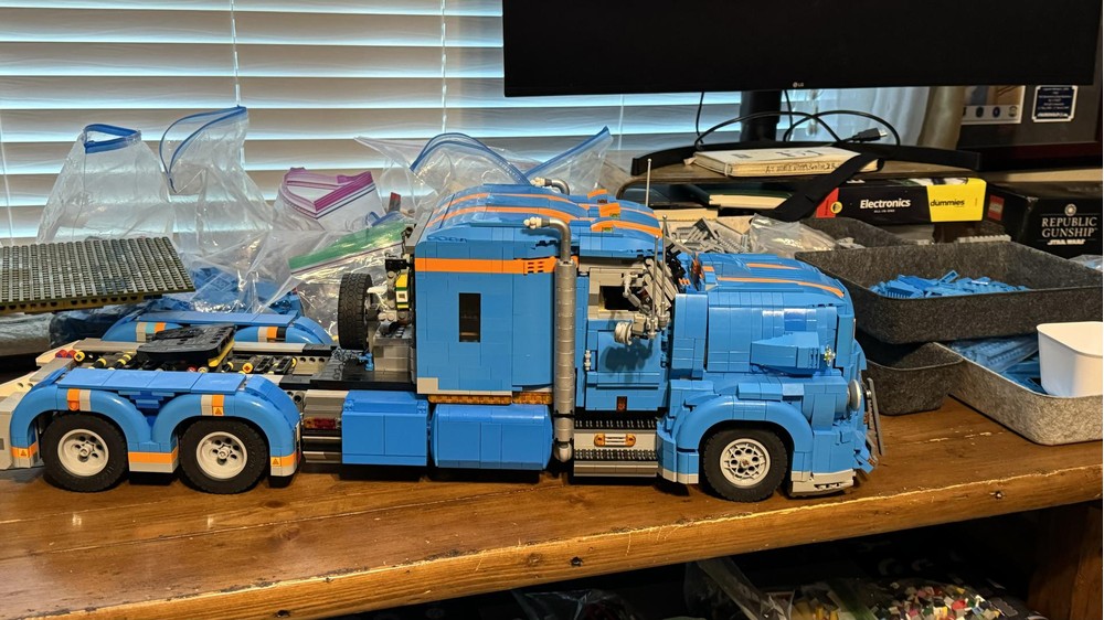 LEGO MOC Brawn 2.0 by Mikesilok | Rebrickable - Build with LEGO