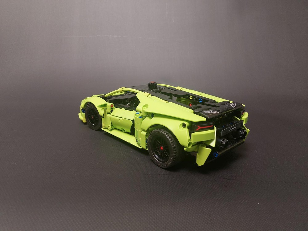 LEGO MOC 42161 Alternate model: Lamborghini by Anton Kablash ...