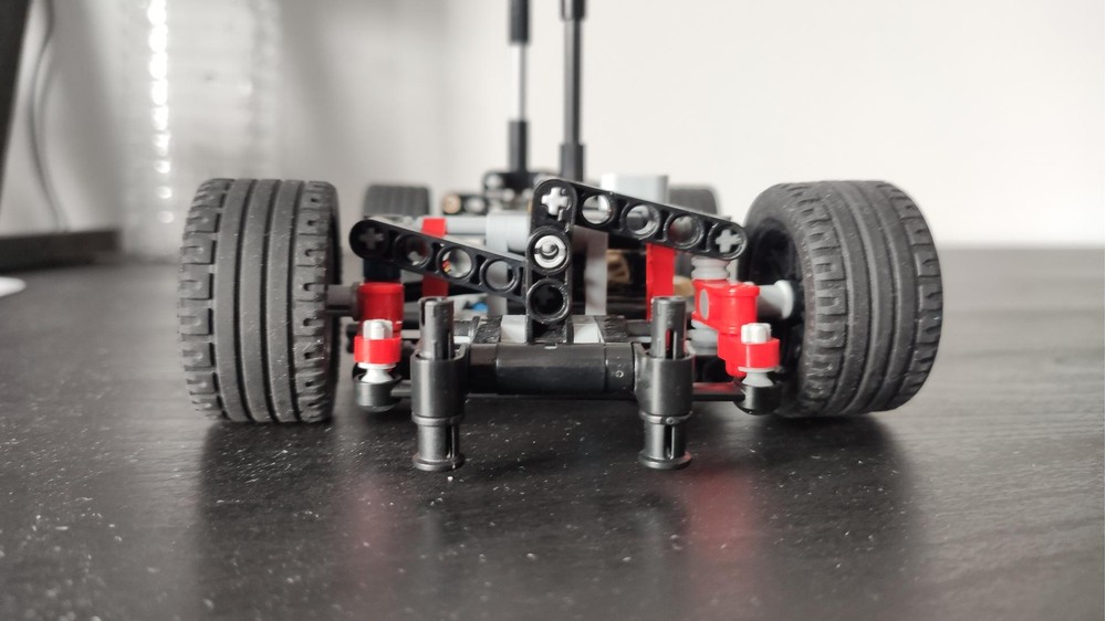 LEGO MOC adjustable camber chassis by RomAuLait | Rebrickable - Build ...