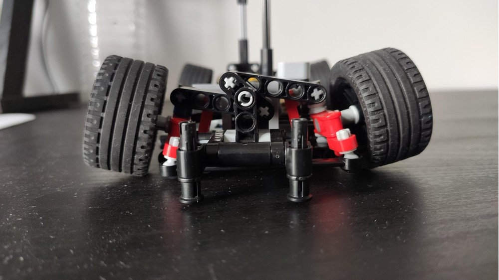 LEGO MOC adjustable camber chassis by RomAuLait | Rebrickable - Build ...