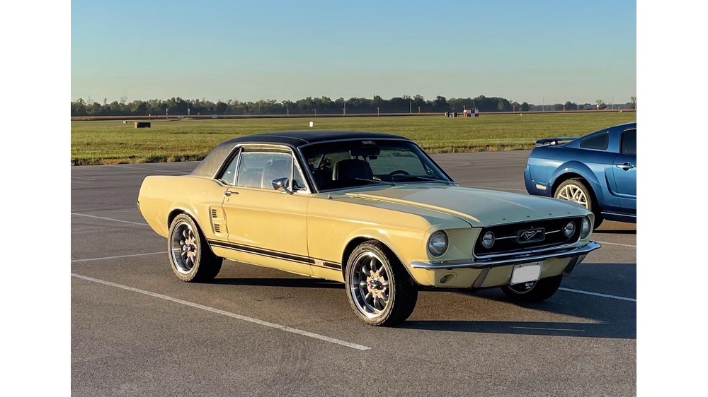 Lego Moc 1967 Mustang Coupe By Mikesilok Rebrickable Build With Lego