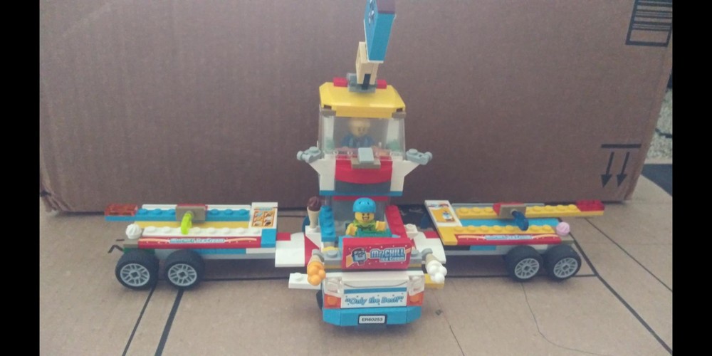 LEGO MOC 60253 Ice Cream Machine by Adrielbuildslegos | Rebrickable ...