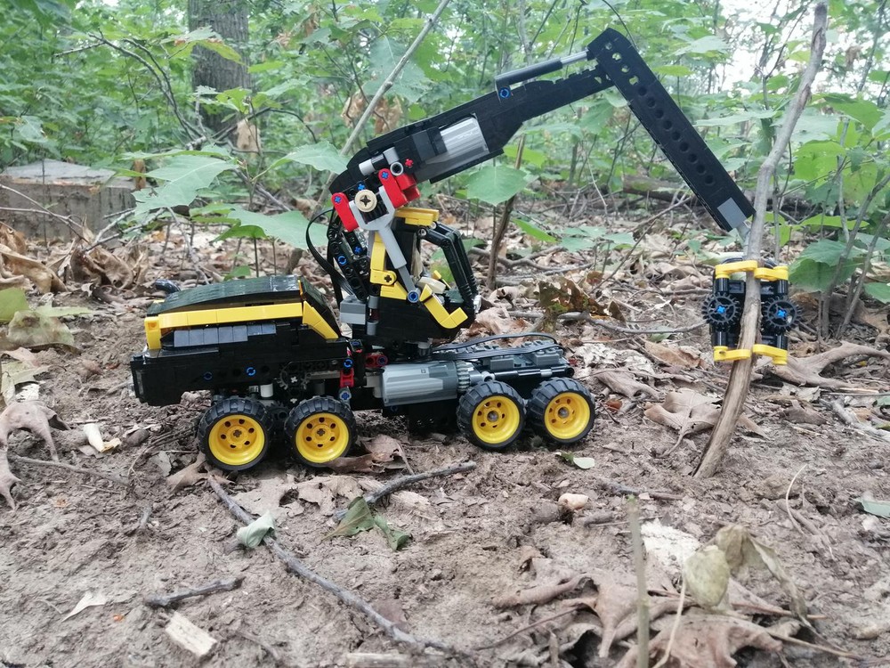 Lego Moc Ponsse Scorpion King By Brickfan002 Rebrickable Build