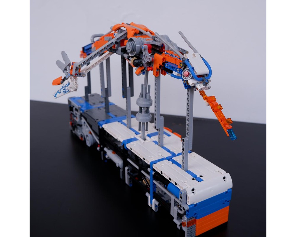 LEGO MOC Tech Dragon by Arpeggi0 | Rebrickable - Build with LEGO