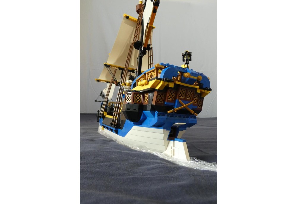 LEGO MOC Bluecoat Merchant Ship by Cypax | Rebrickable - Build with LEGO