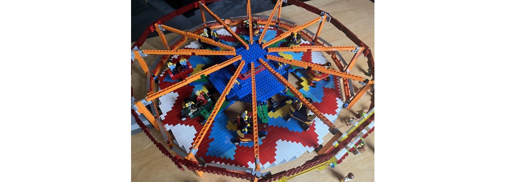 LEGO MOC Skid Fairground ride by Gdale | Rebrickable - Build with LEGO