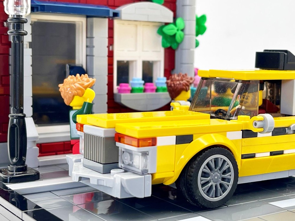 Lego Moc Restaurant Diorama By Ibrickeditup Rebrickable Build With Lego
