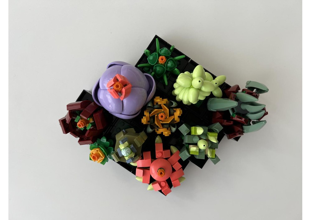 LEGO MOC Succulent Remix by Trstr | Rebrickable - Build with LEGO